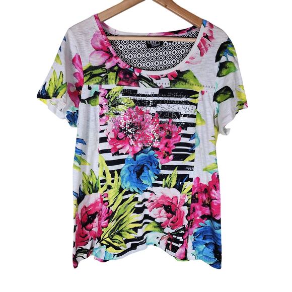 Onque Casuals | Tops | Onque Casuals White Pink Blue Floral Tropical ...